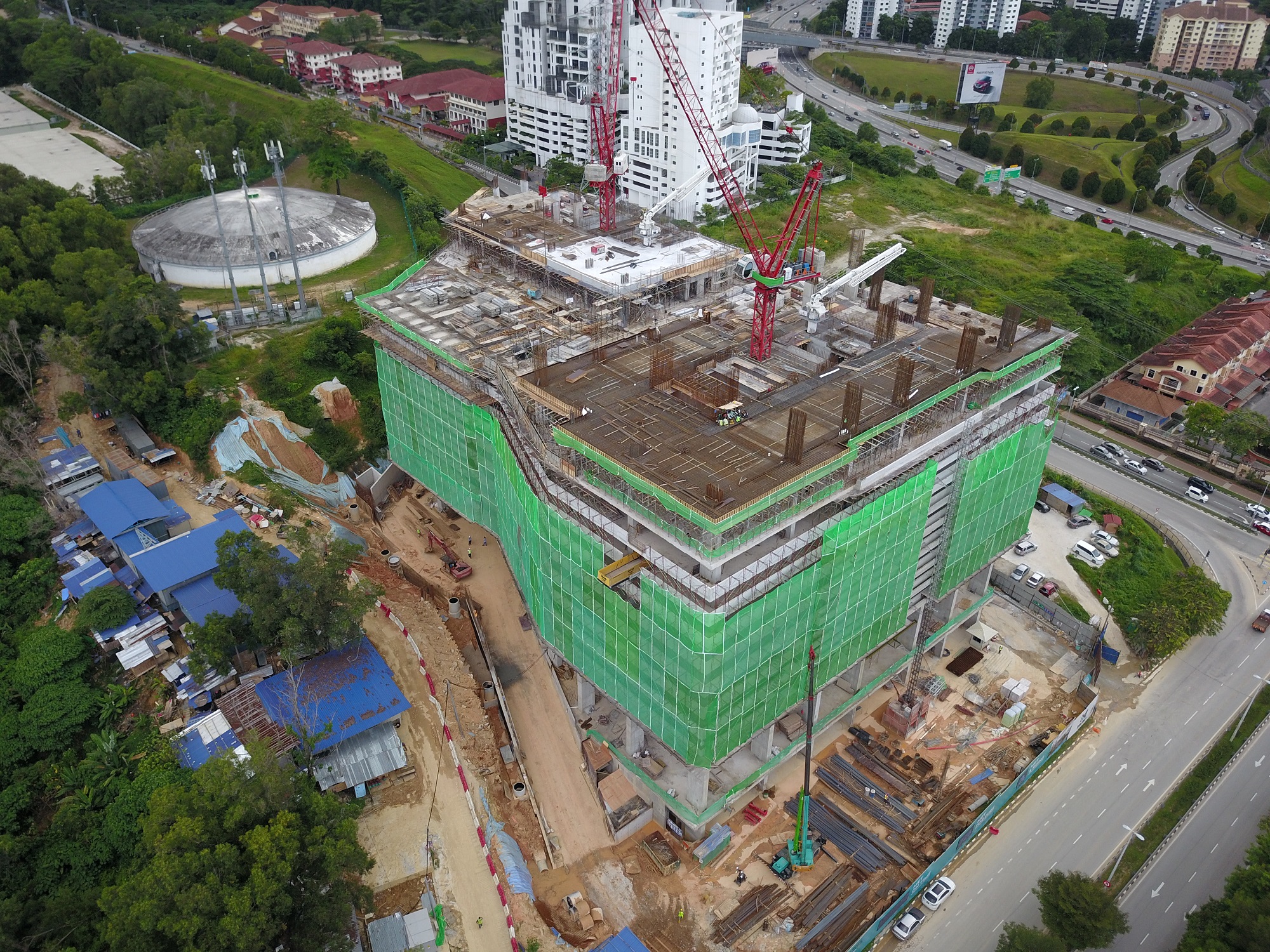 The MET Corporate Towers