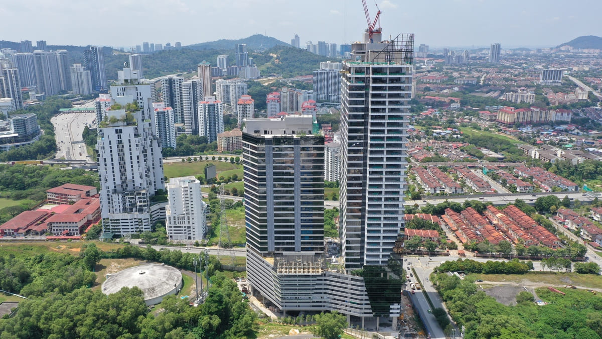 The MET Corporate Towers